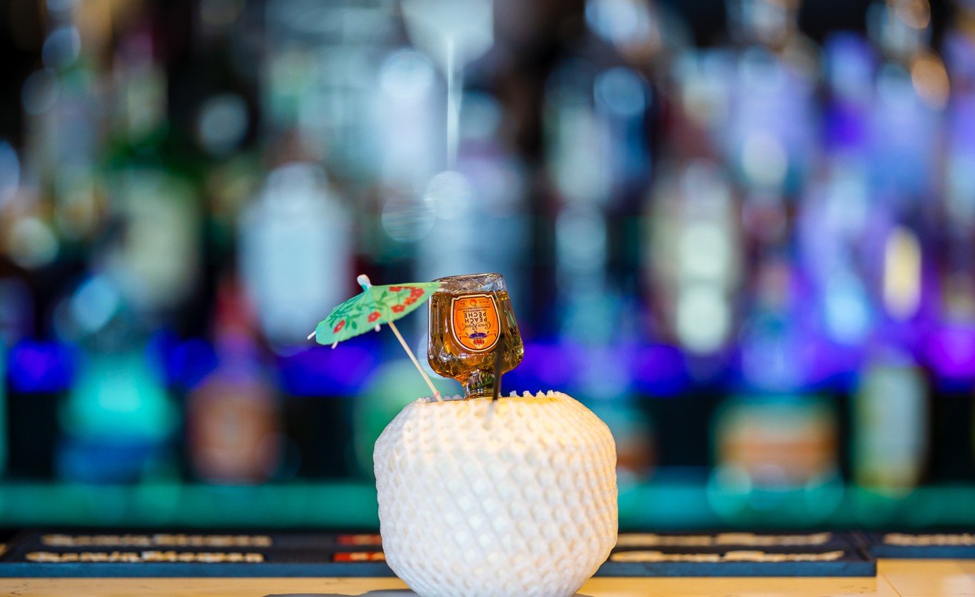 CLOUD NINE - BAR & GRILL