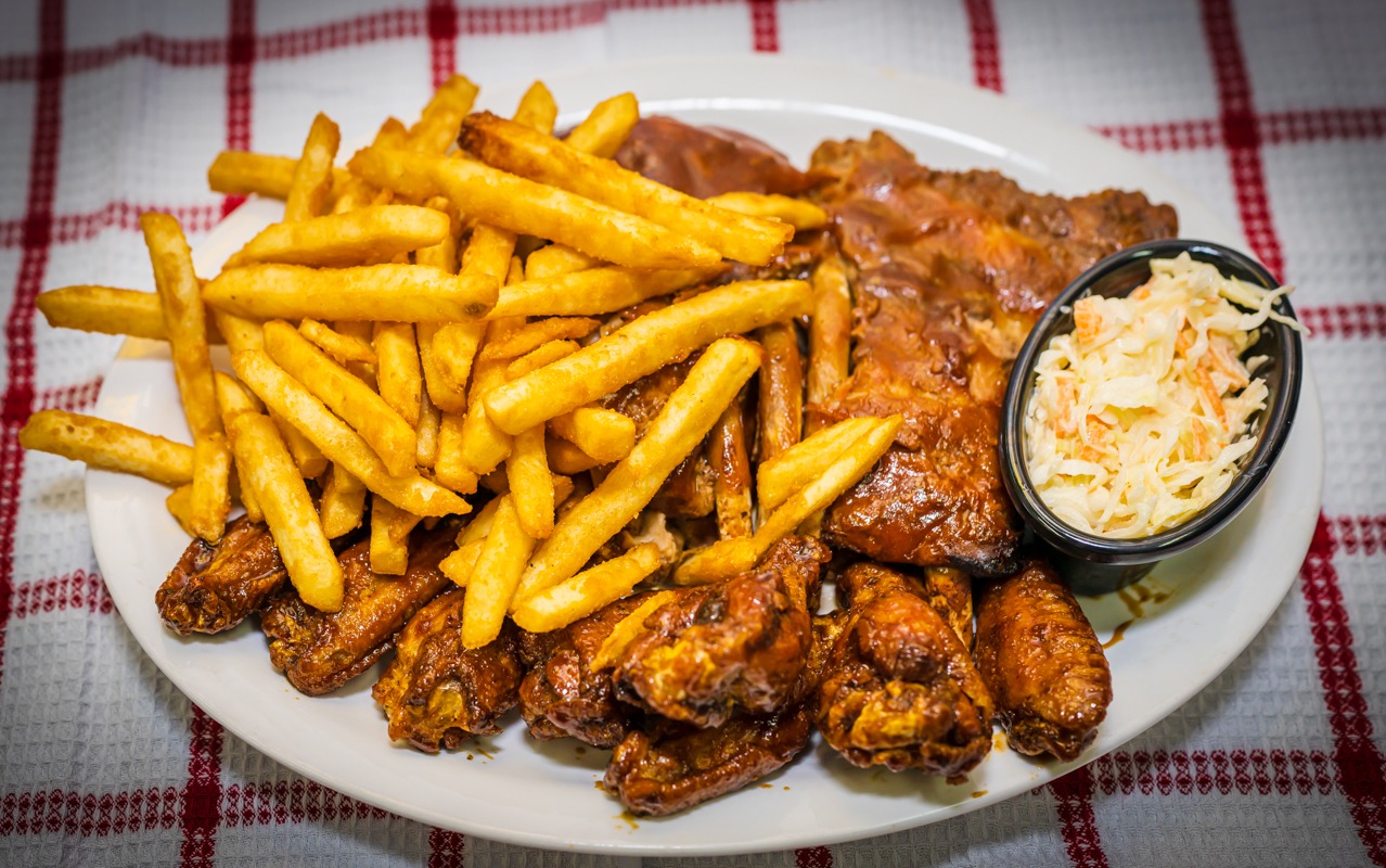 CLOUD NINE - BAR & GRILL